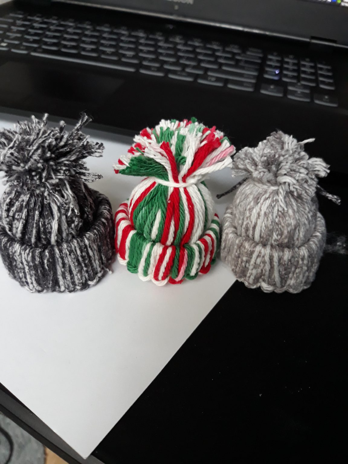 Mini Yarn Hats Craft - Blog Encounters